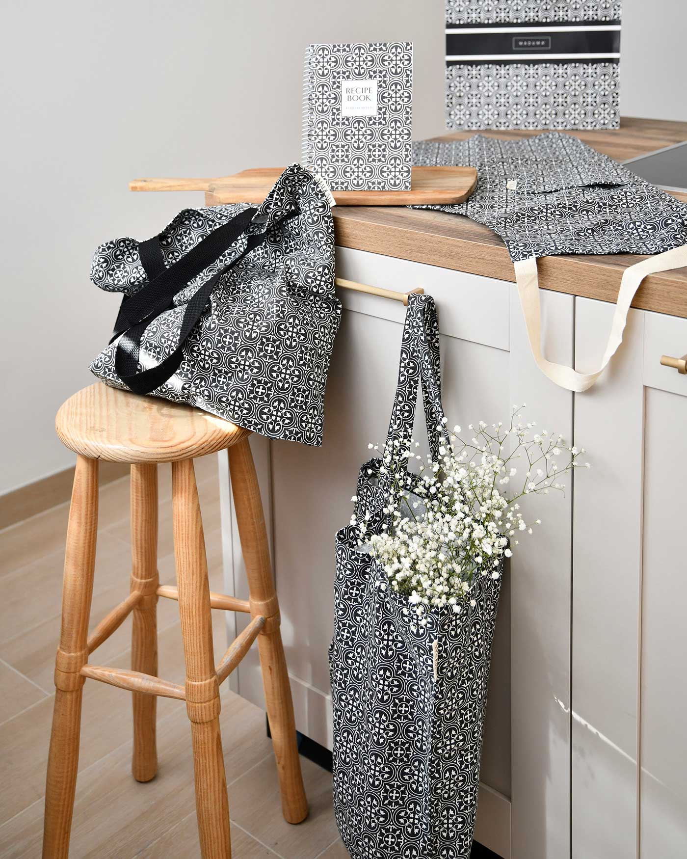 MADUMA® | maltese tile stationery, products & souvenirs